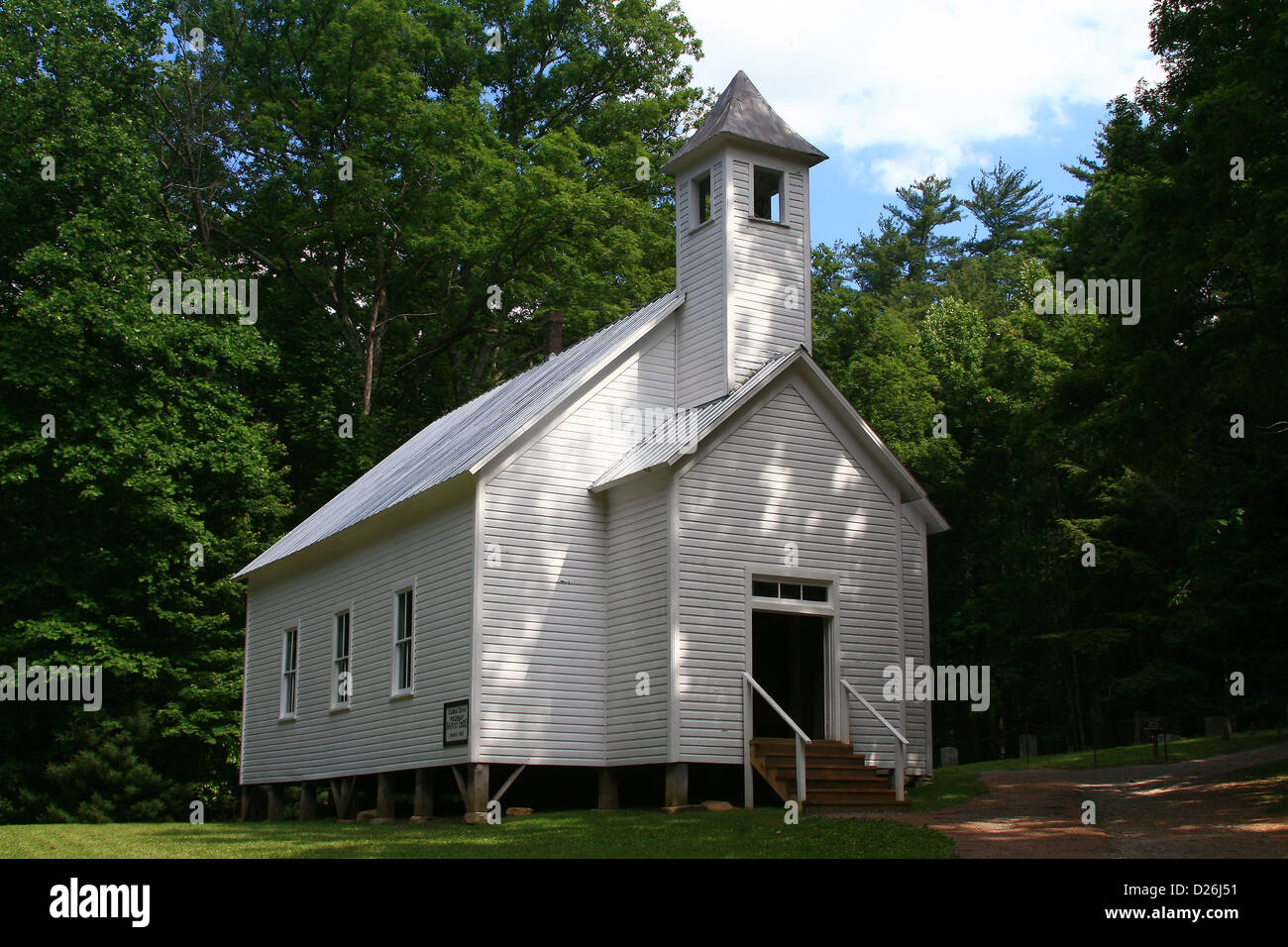 Smoky mountain church hi-res stock photography and images - Alamy