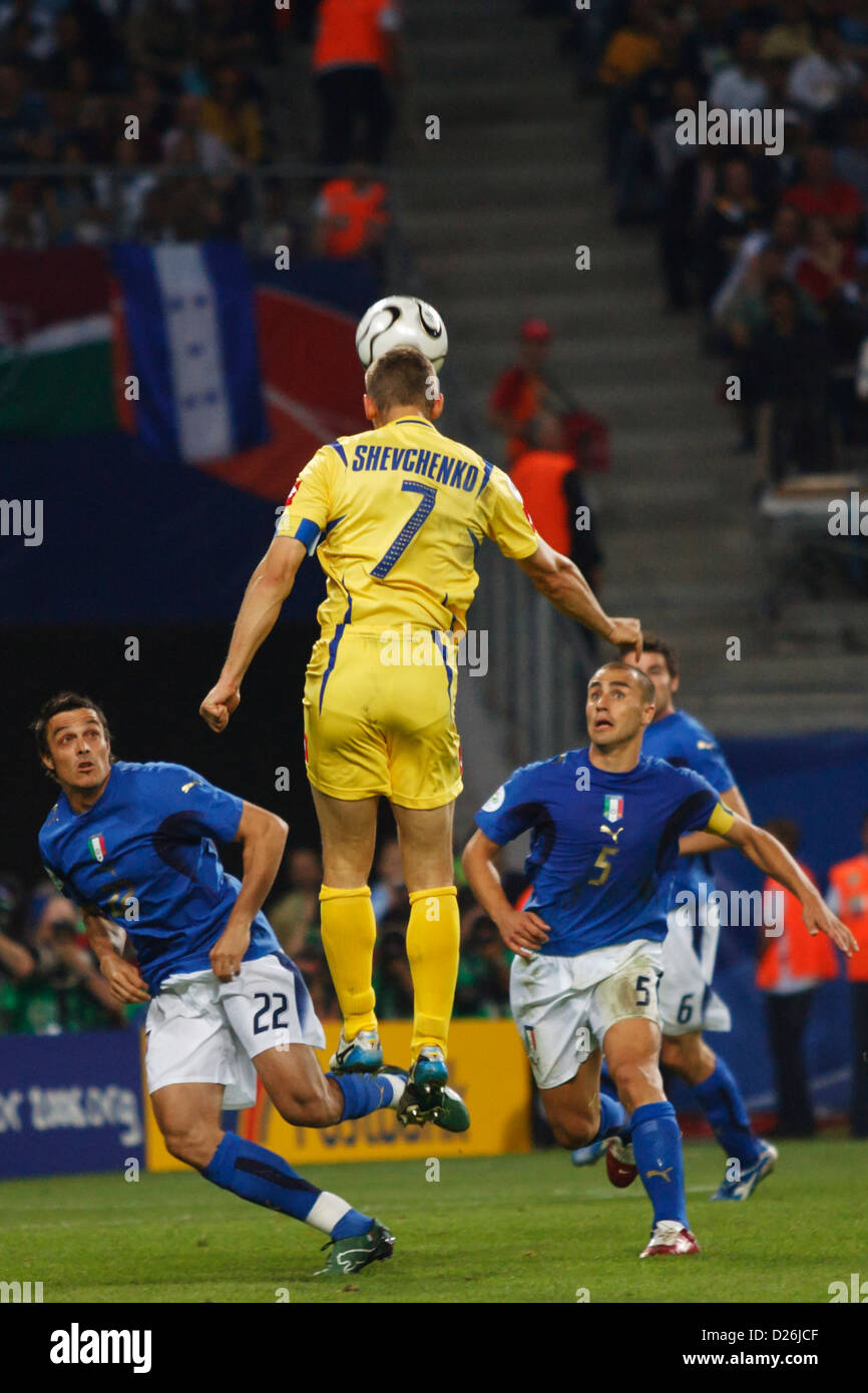 Andriy shevchenko soccer football hi-res stock photography and images ...