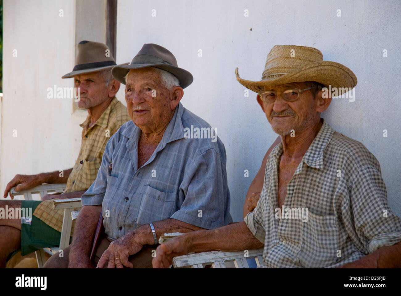 Old men portrait hi-res stock photography and images - Alamy
