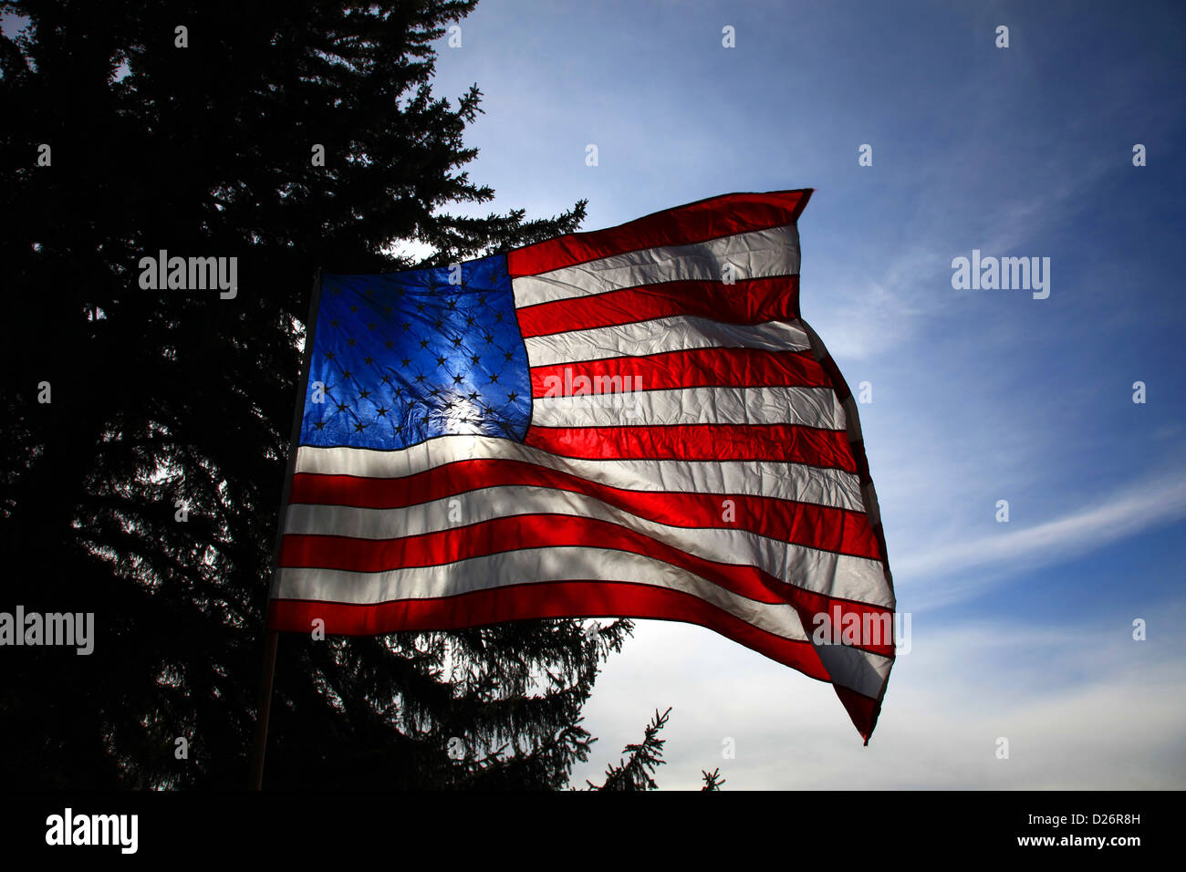 Windy flag hi-res stock photography and images - Alamy