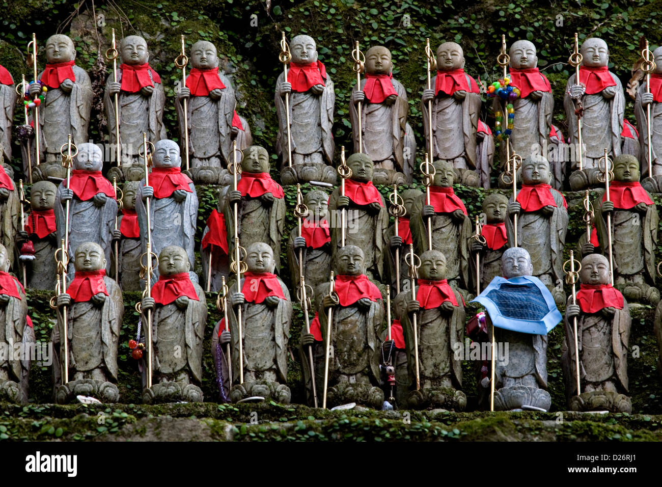 Jizo bodhisattva hi-res stock photography and images - Alamy