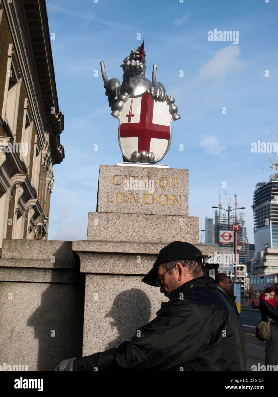 Coat of arms of city of london hi-res stock photography and images - Alamy