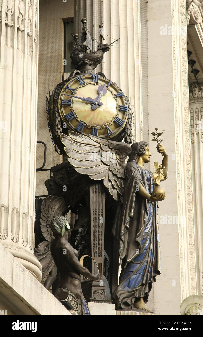 SELFRIDGES DEPARTMENT STORE VIEWS OXFORD STREET, LONDON NEW ITV SERIES ...