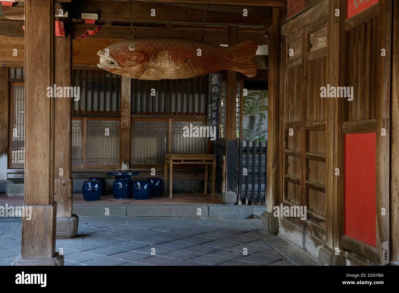 Japanese wooden beam hi-res stock photography and images - Alamy