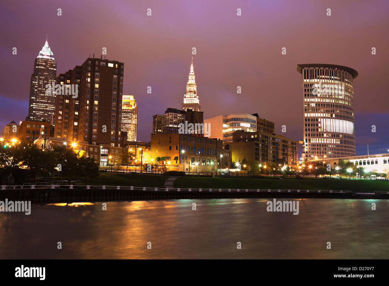 USA, Ohio, Cleveland, City skyline at night Stock Photo - Alamy