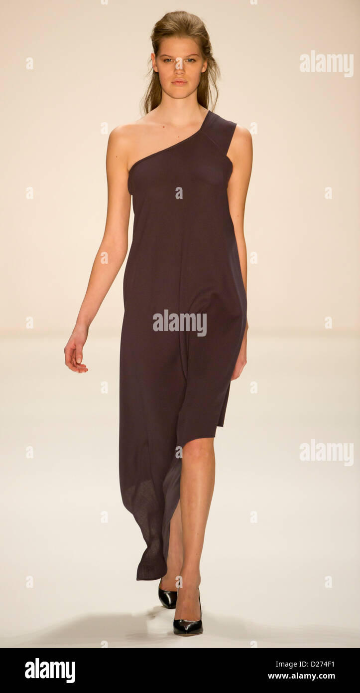 Perret model hi-res stock photography and images - Alamy