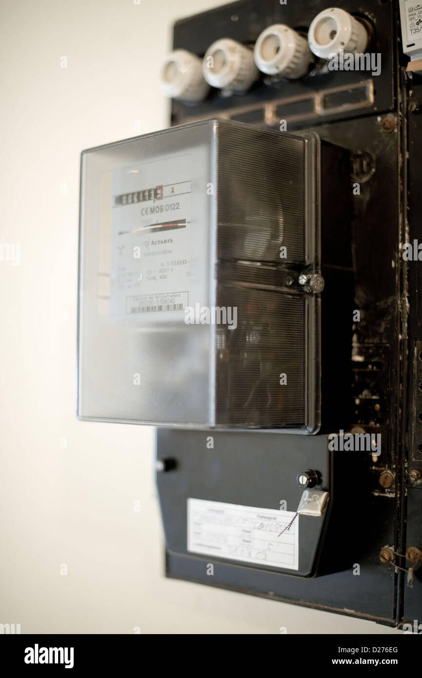 Picture of an electric meter Stock Photo - Alamy