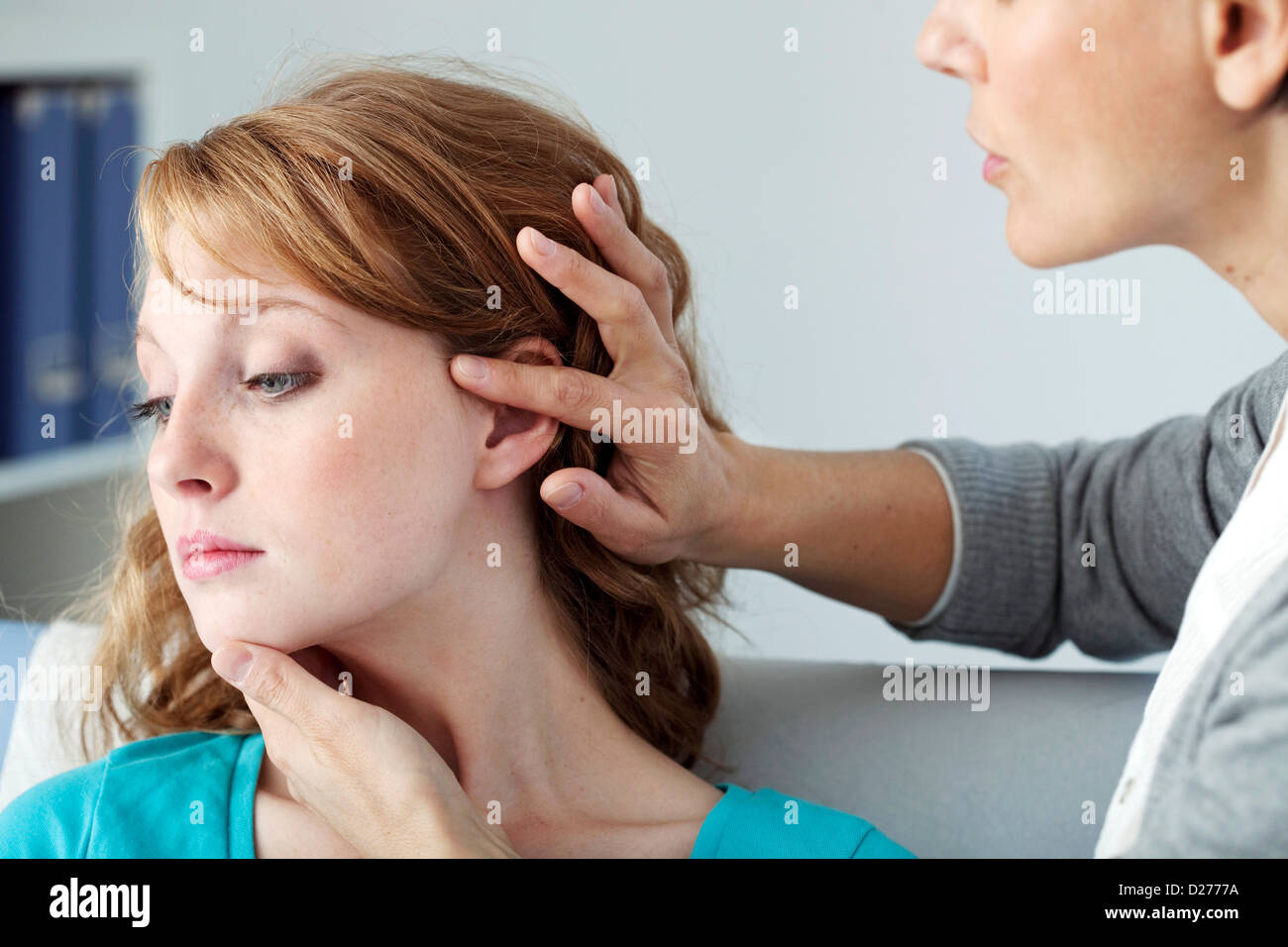 DERMATOLOGY CONSULTATION WOMAN Stock Photo - Alamy