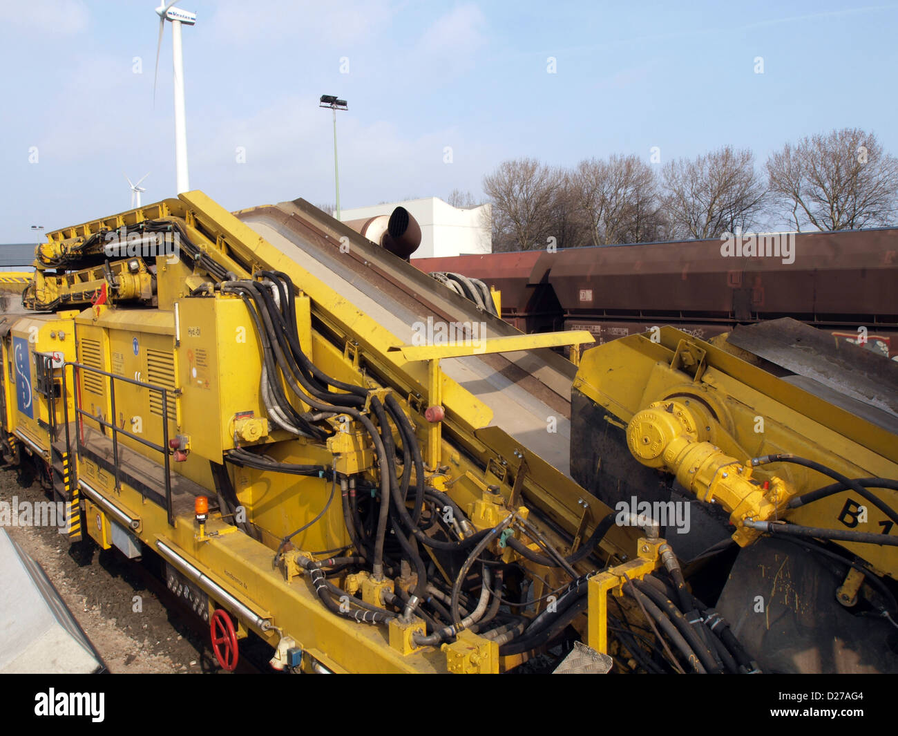 The SPITZKE track-renewal train is a specialized railway construction ...