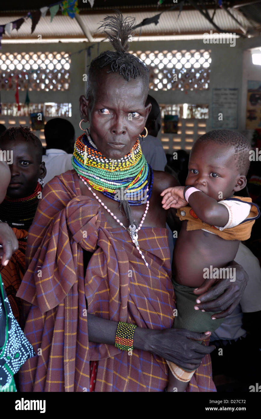 KENYA - Turkana tribal woman and child at Lorugumu, Turkana Stock Photo ...