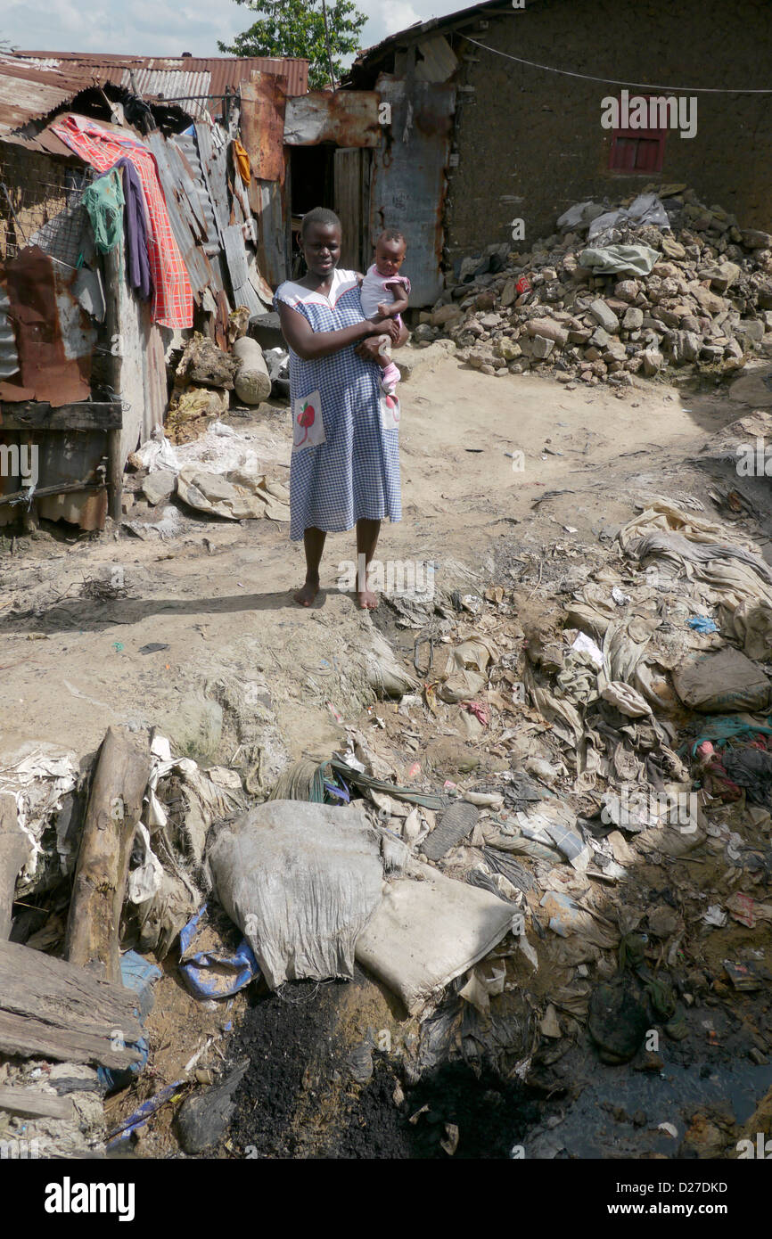 KENYA Scenes in the slum of Bangladesh. Mombasa. photo by Sean Sprague ...