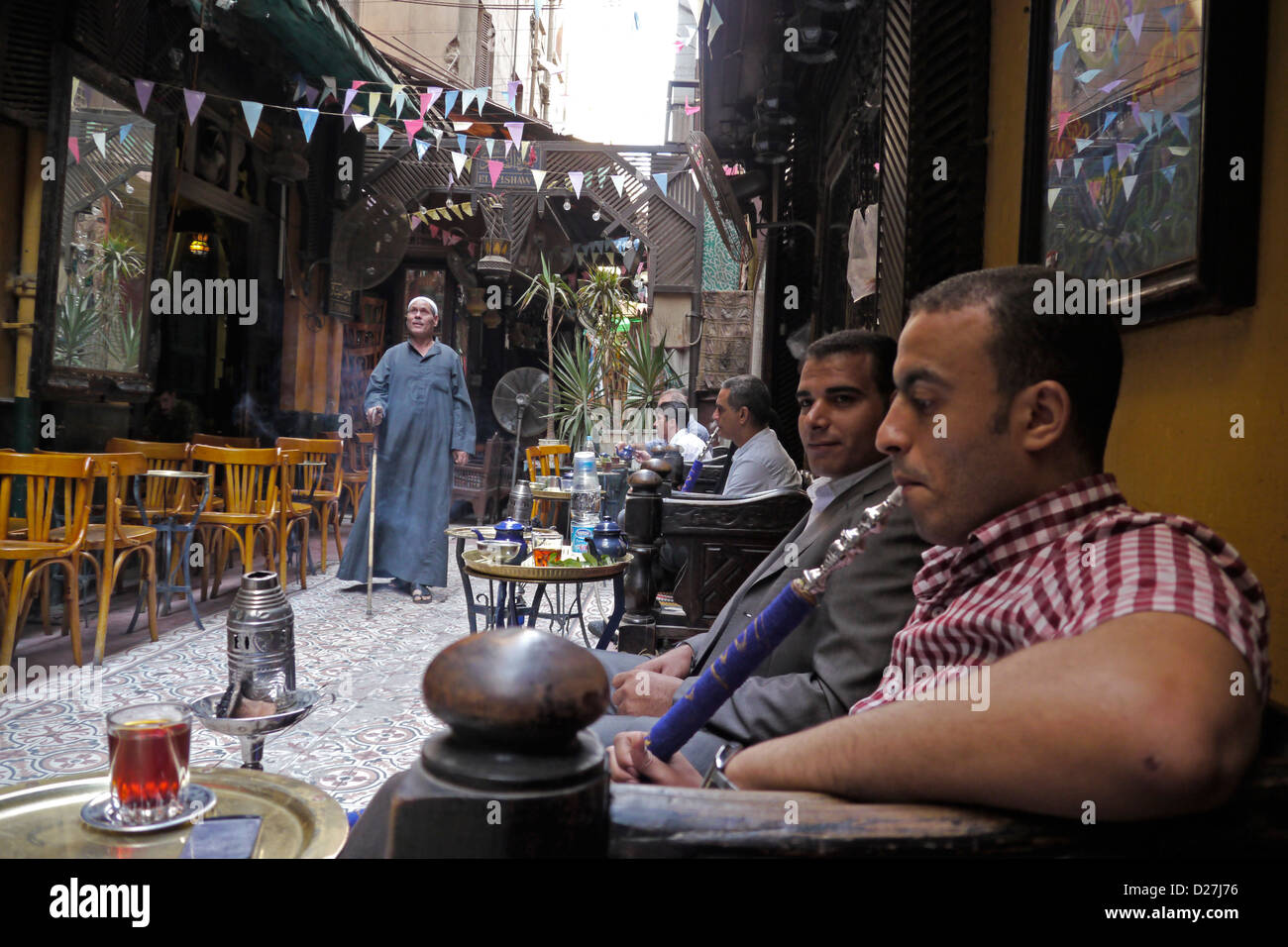 Men street cafe egypt hi-res stock photography and images - Alamy