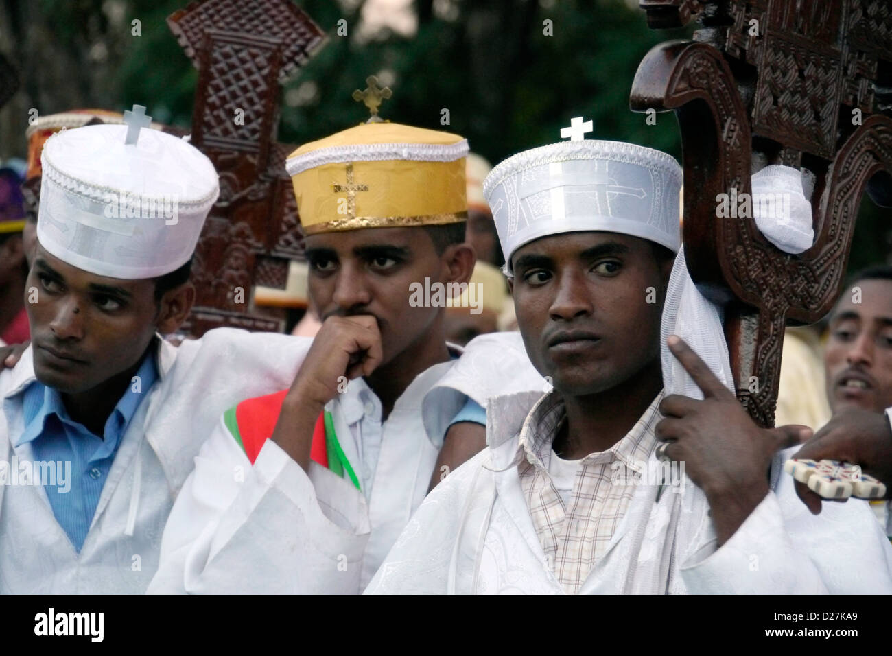 Meskal Eve celebration at Bahar Dar. Young monks Stock Photo - Alamy