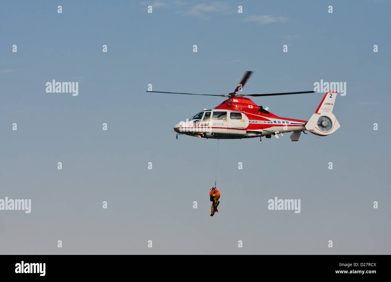 Japanese fire service helicopter hi-res stock photography and images ...