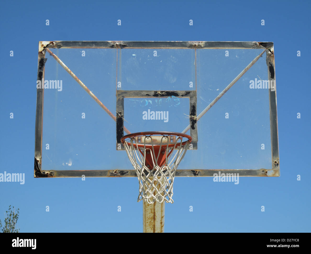Net and pole hi-res stock photography and images - Alamy
