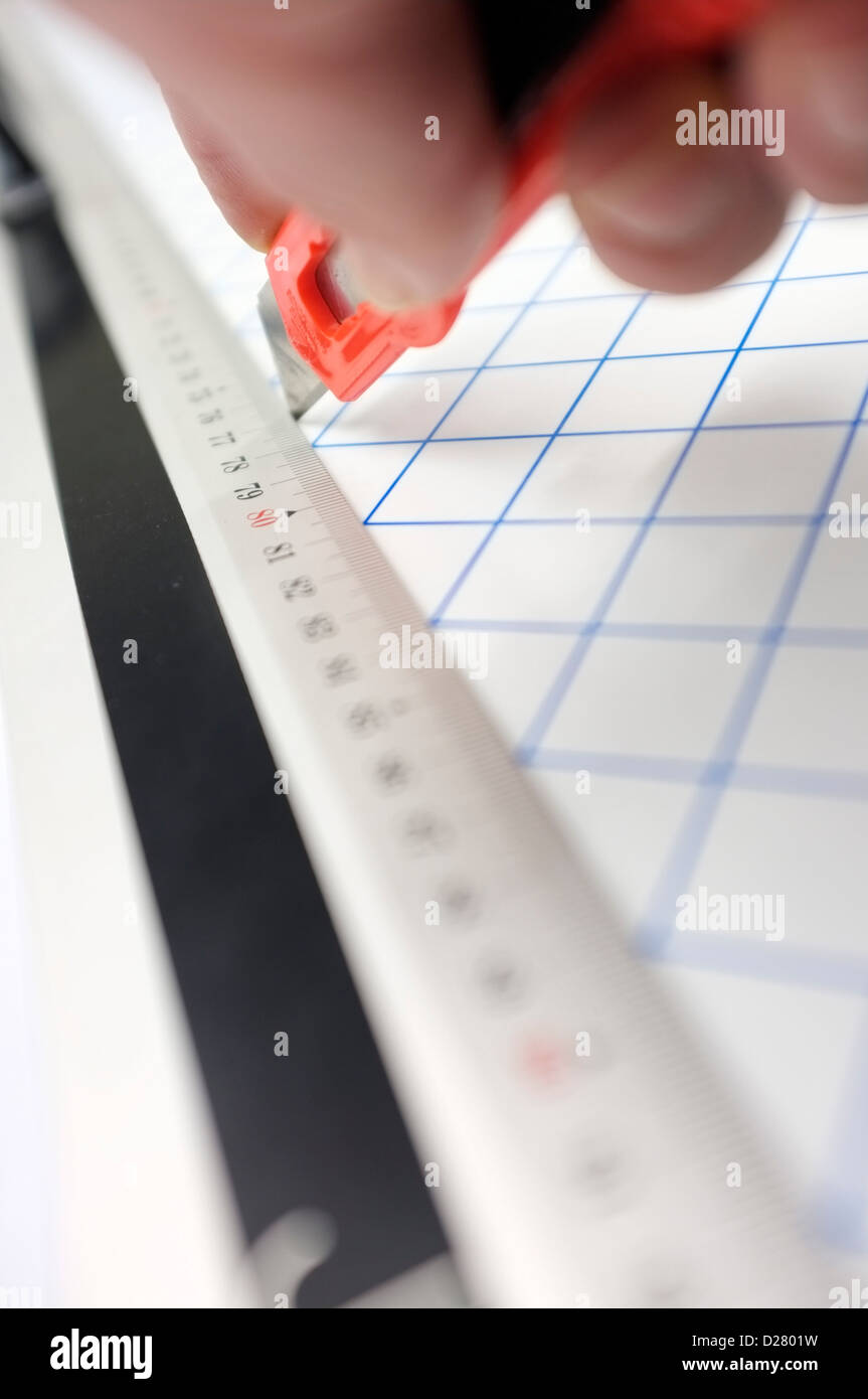 Tailor cutting lines hi-res stock photography and images - Alamy