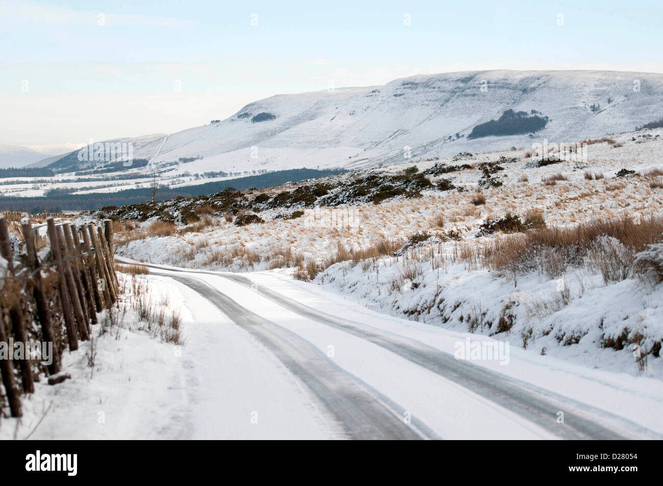 Brecon Beacons, UK. 16th January 2013. Winter snow scenes in the Brecon ...