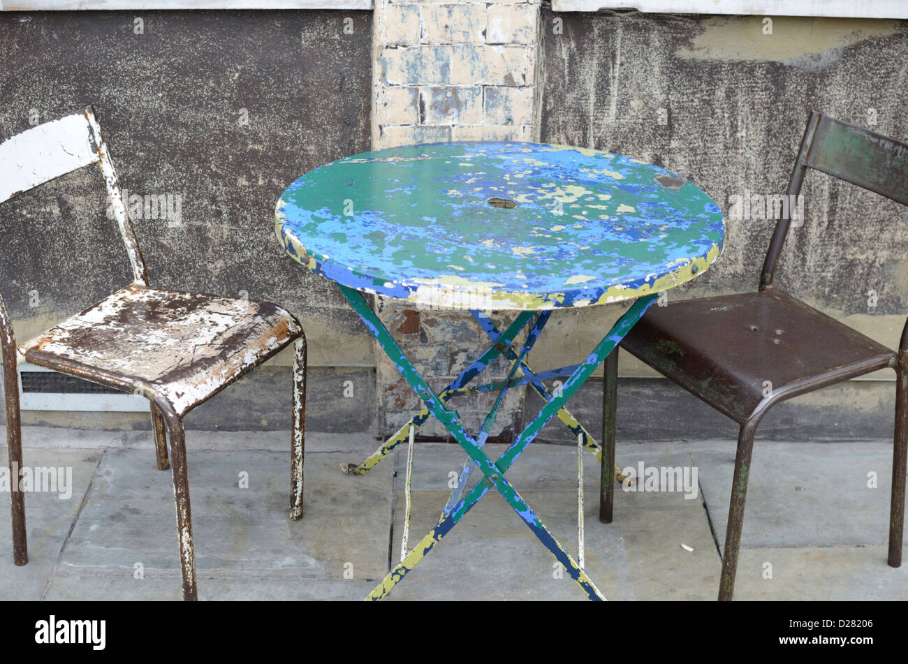 Dilapidated chairs hi-res stock photography and images - Alamy