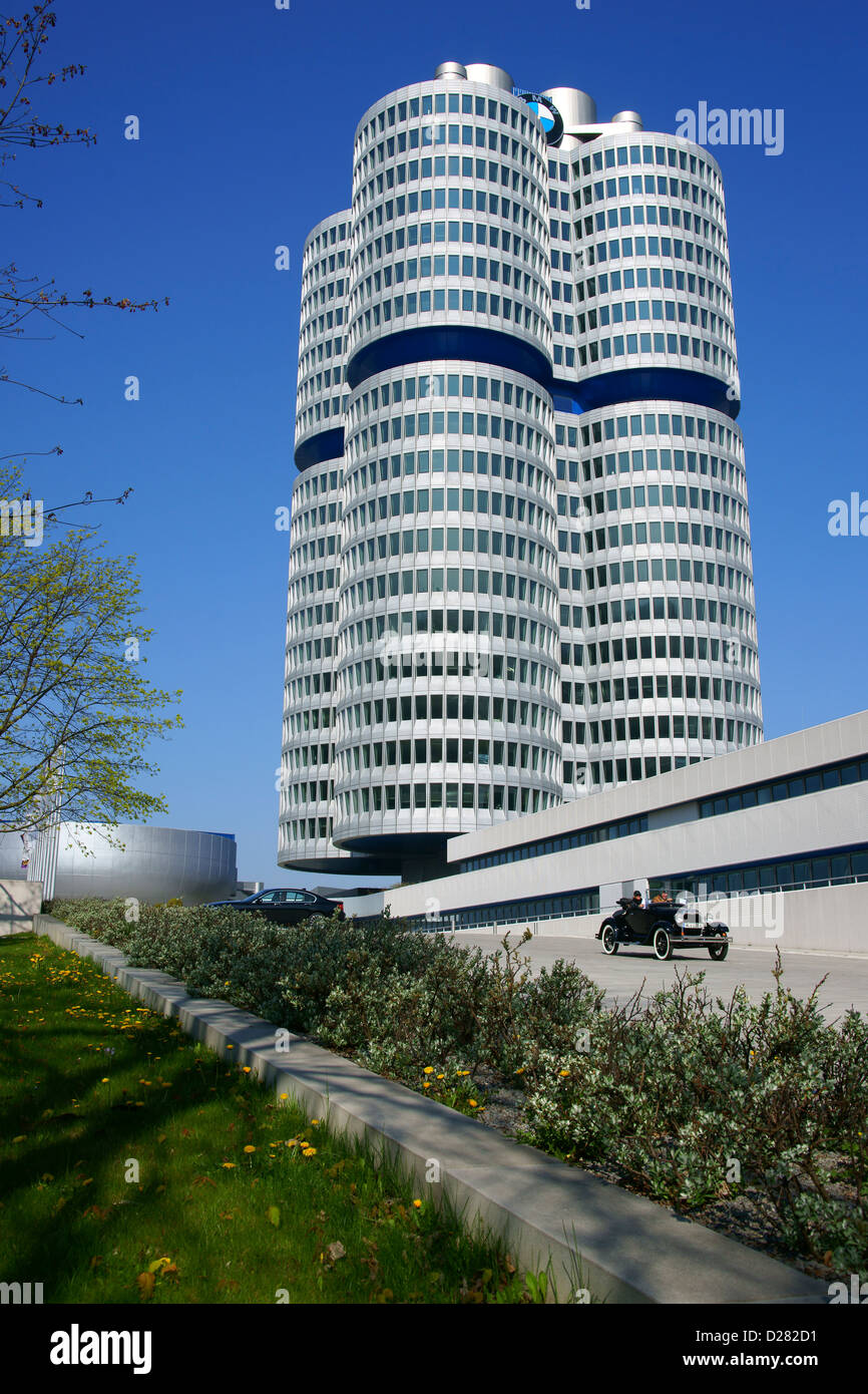 BMW, Tower, Vintage, Cars, Tower, Munich Stock Photo - Alamy
