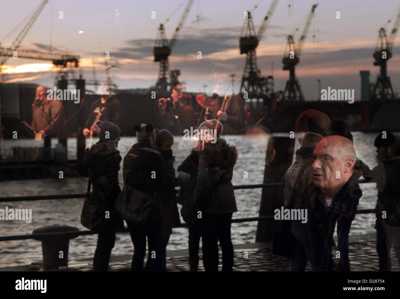 Glaswand hi-res stock photography and images - Alamy