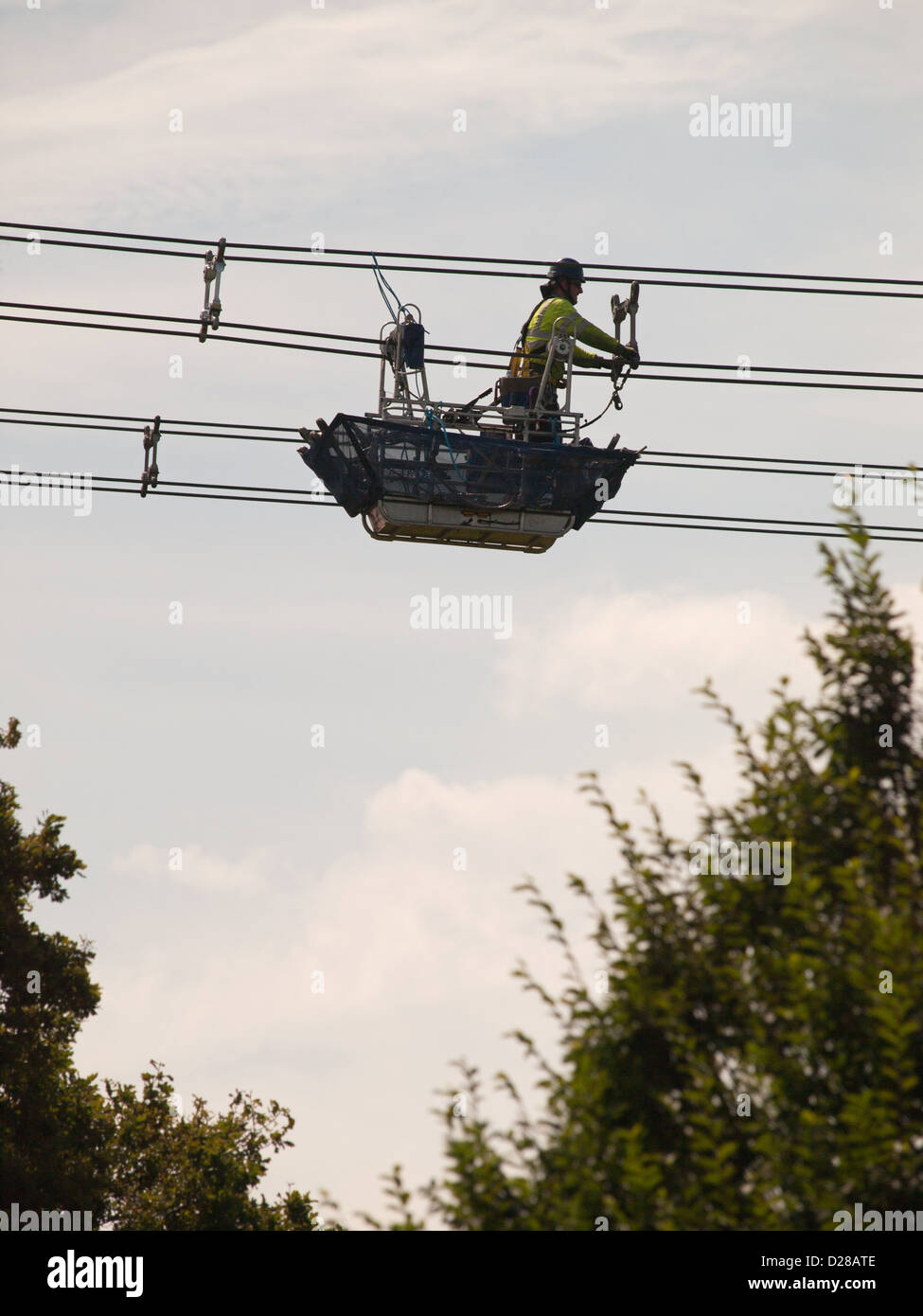 Power line maintenance hi-res stock photography and images - Alamy