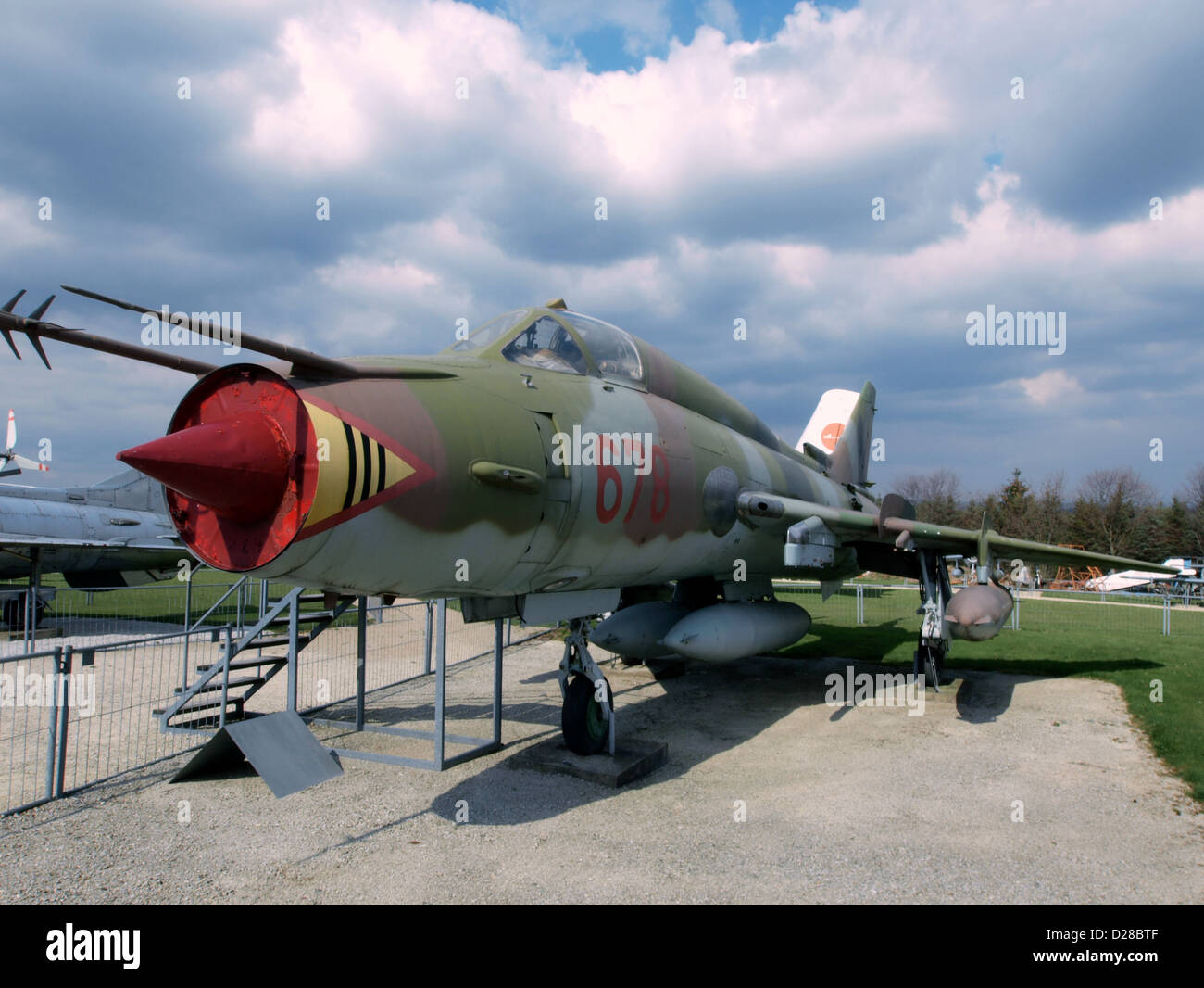 Sukhoi Su-22M-4 'Fitter-K' - 678 - East-German Air Force Stock Photo ...