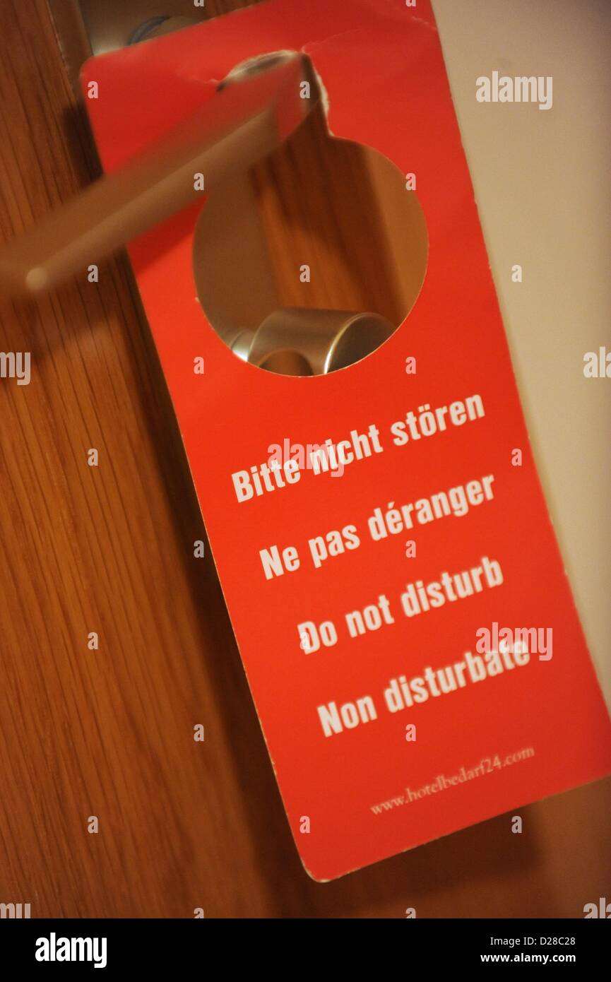 Sign hangs from door hi-res stock photography and images - Alamy