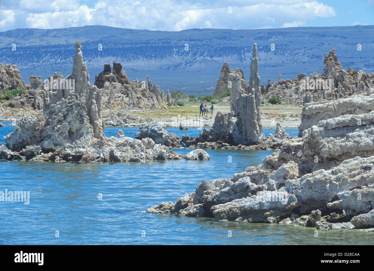 Mono Lake, one of the oldest lakes in North America at over 700,000 ...
