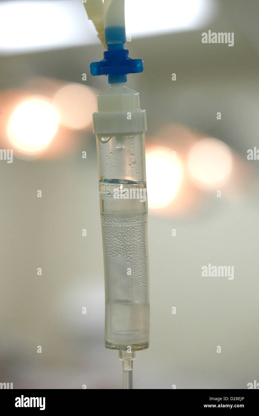 Saline solution bag hi-res stock photography and images - Alamy