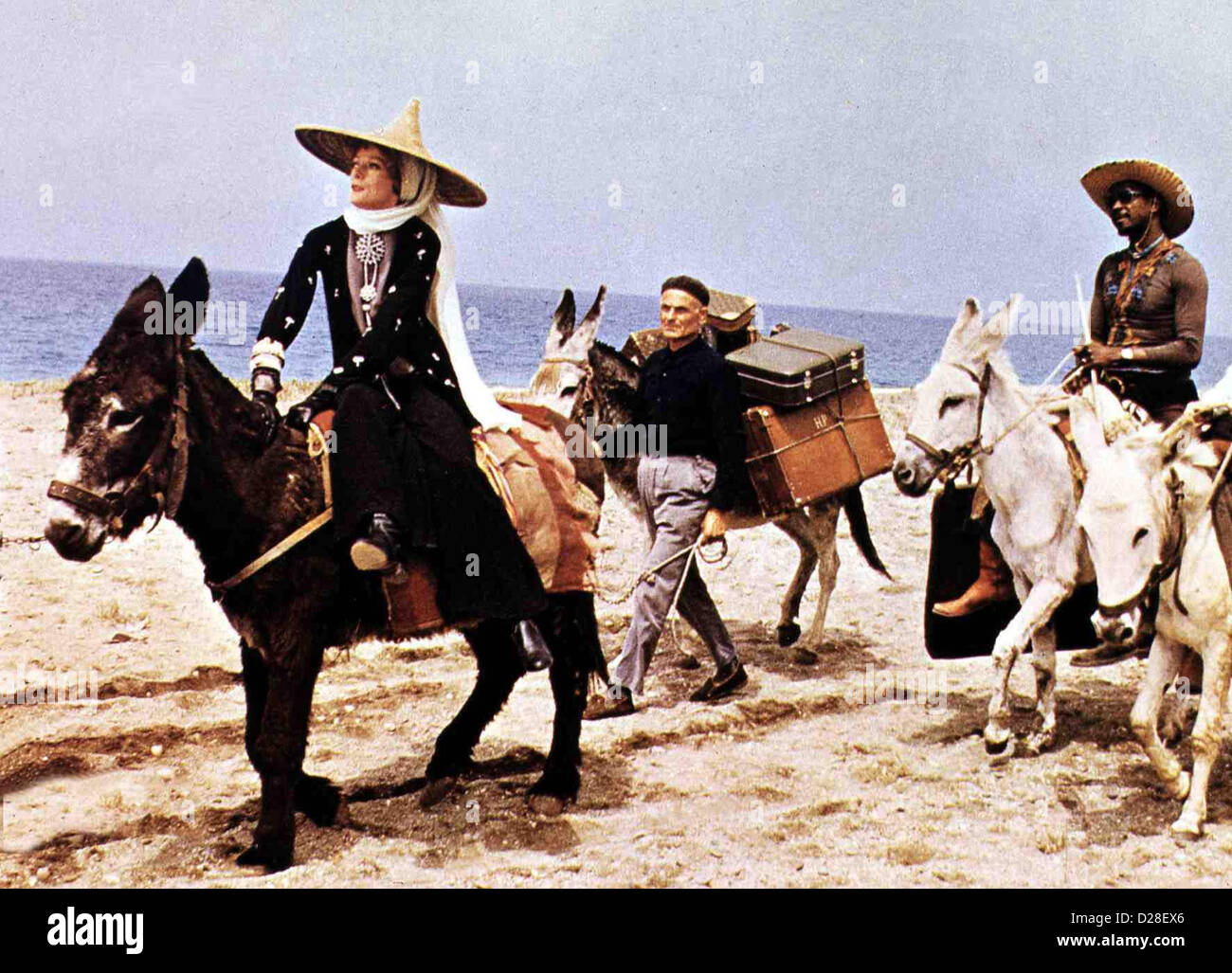 Maggie smith hi-res stock photography and images - Alamy