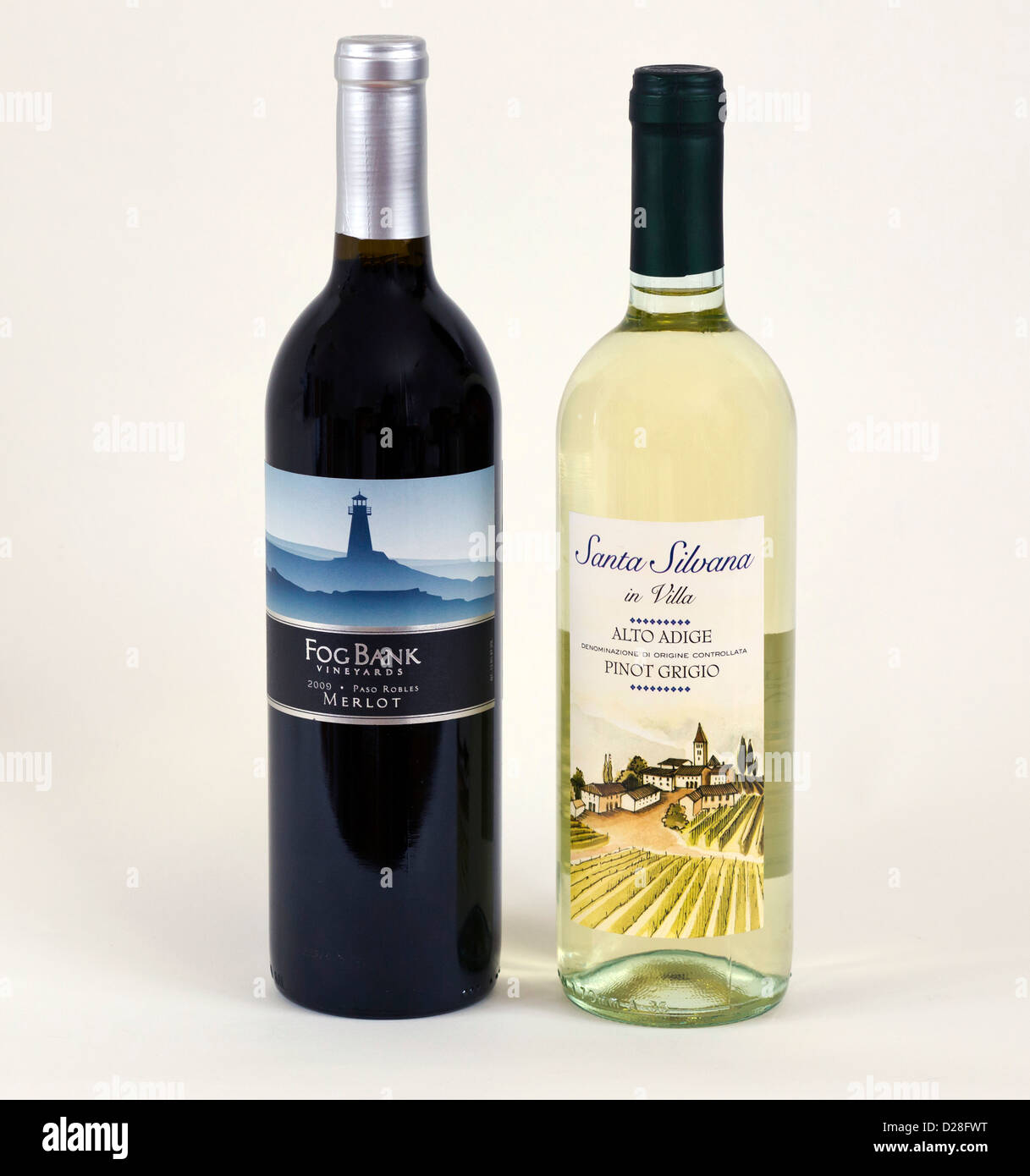 Two wine bottles red white hi-res stock photography and images - Alamy