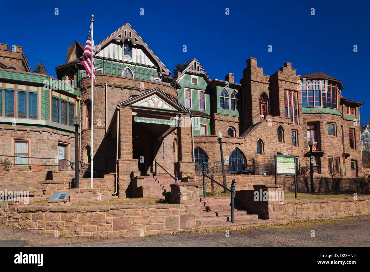 Miramont castle hi-res stock photography and images - Alamy