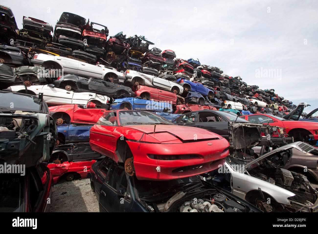Stacked vehicles wrecks hi-res stock photography and images - Alamy