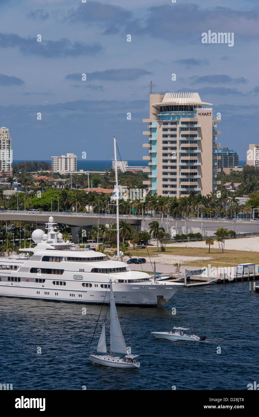 Fort Lauderdale And Port High Resolution Stock Photography and Images ...