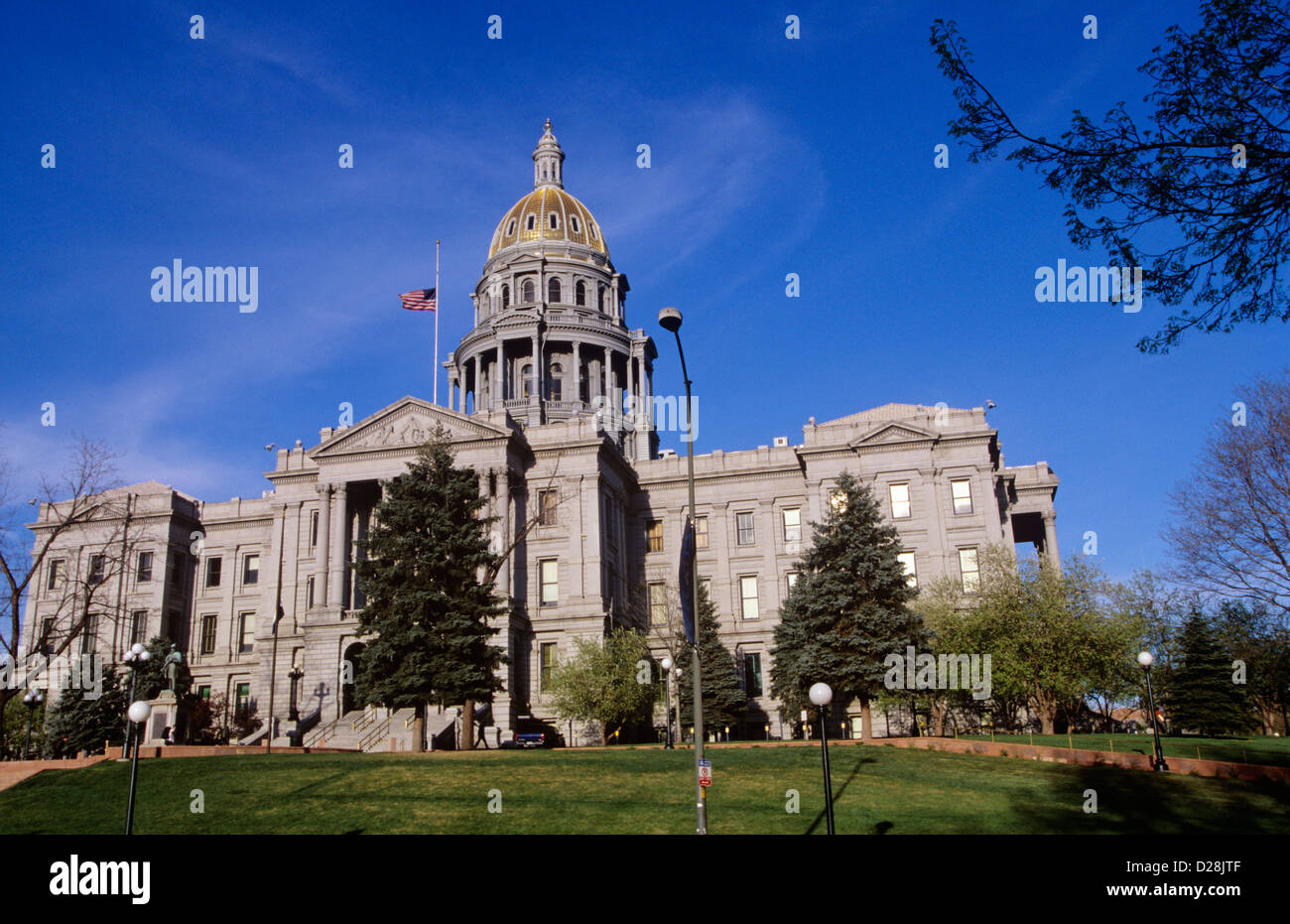 The gold-domed Colorado State Capitol, Denver, Colorado, USA Stock ...