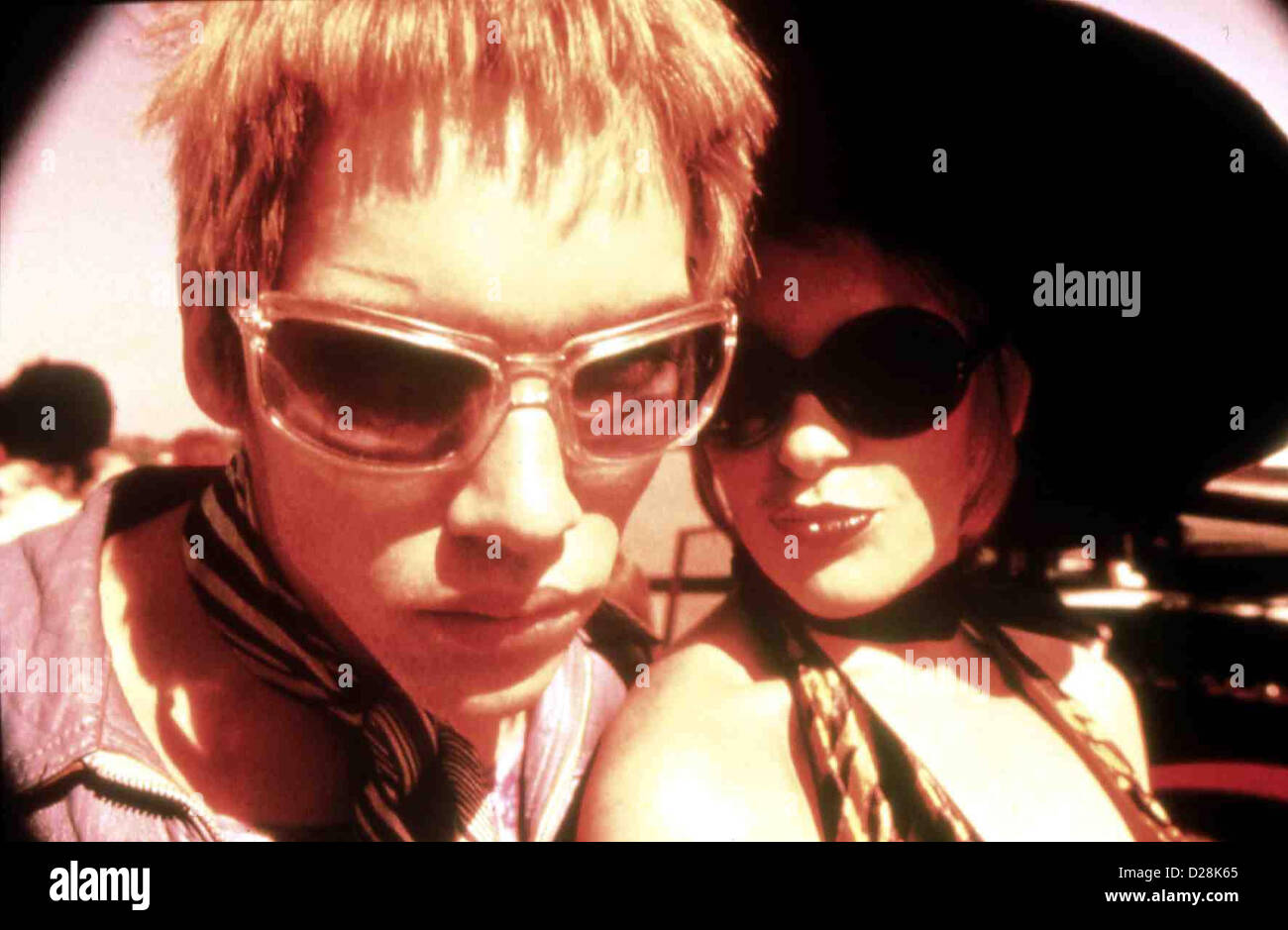 Velvet Goldmine Velvet Goldmine Brian Slade (Jonathan Rhys Meyers ...