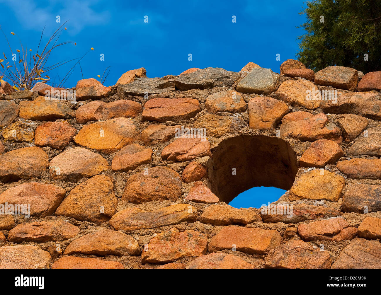Sturdy stone fence hi-res stock photography and images - Alamy