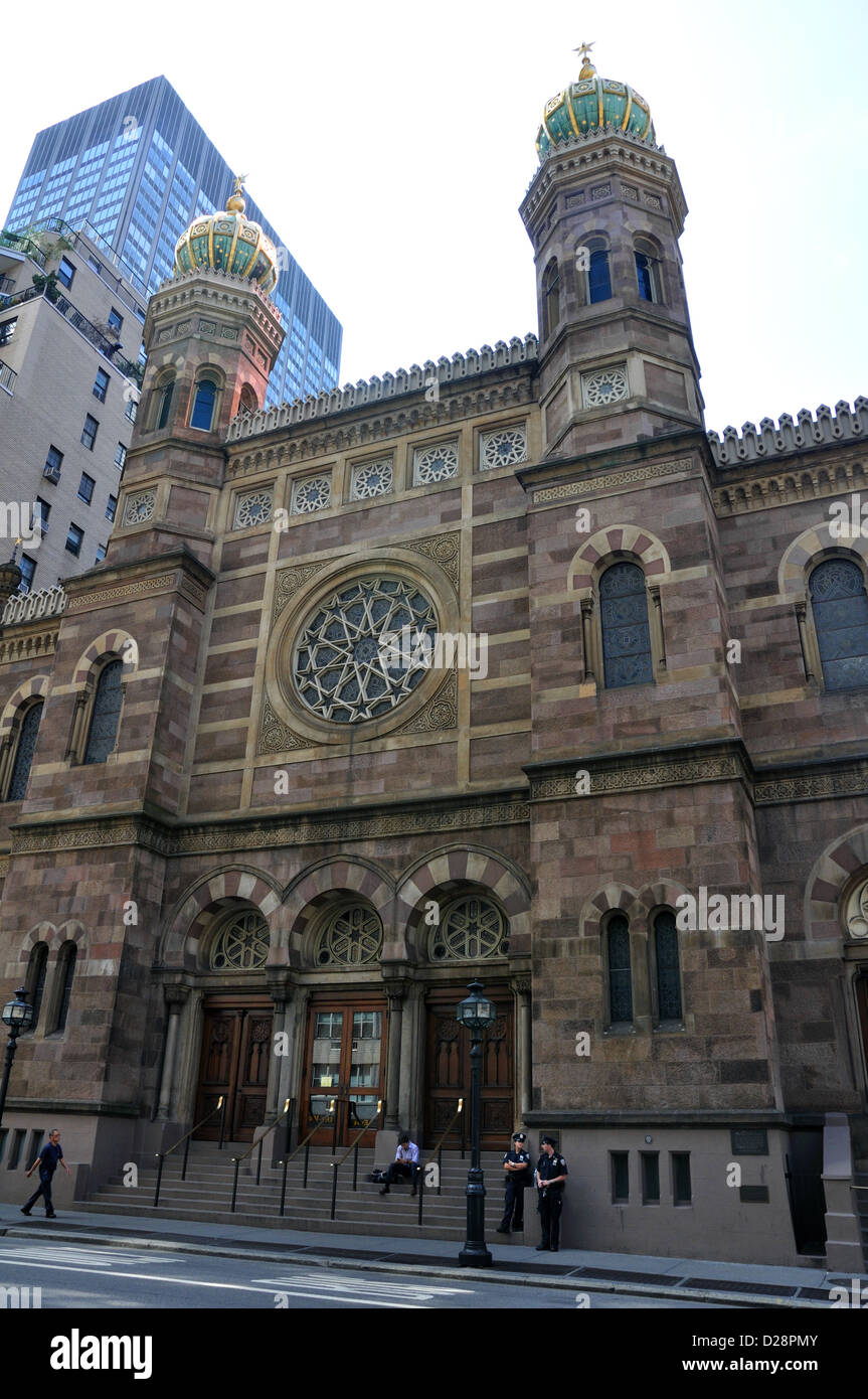Central Synagogue, New York High Resolution Stock Photography and ...
