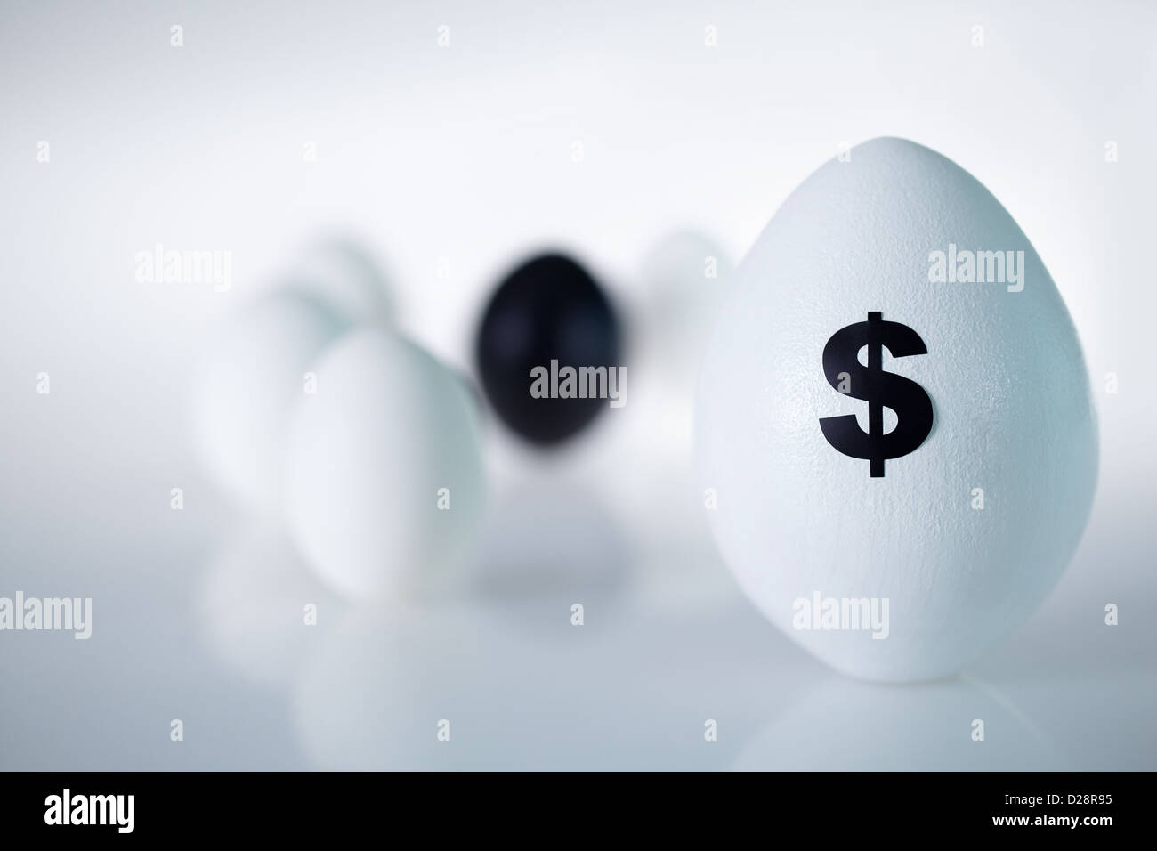 Image big egg dollar sign hi-res stock photography and images - Alamy