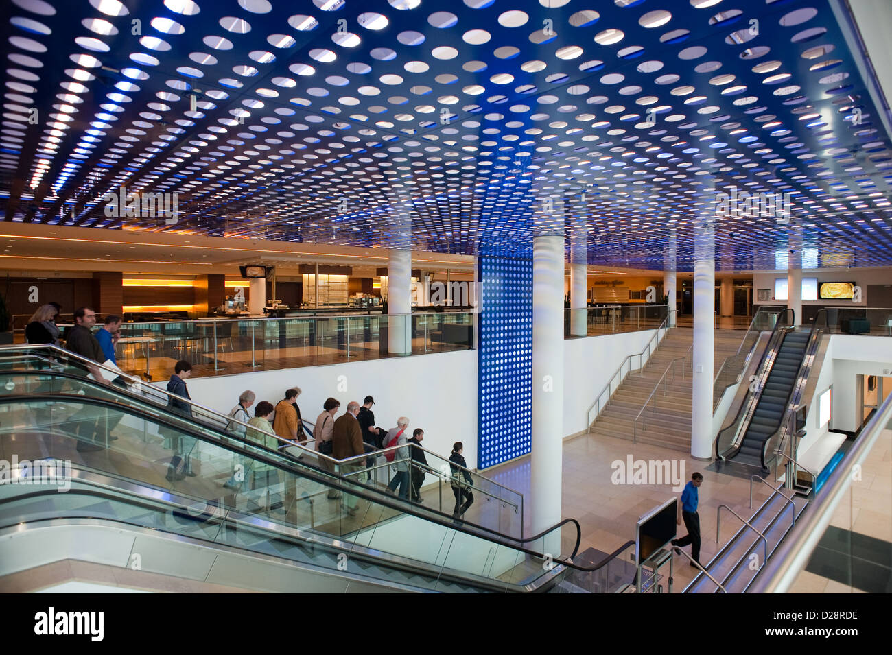 Inside o2 arena hi-res stock photography and images - Alamy