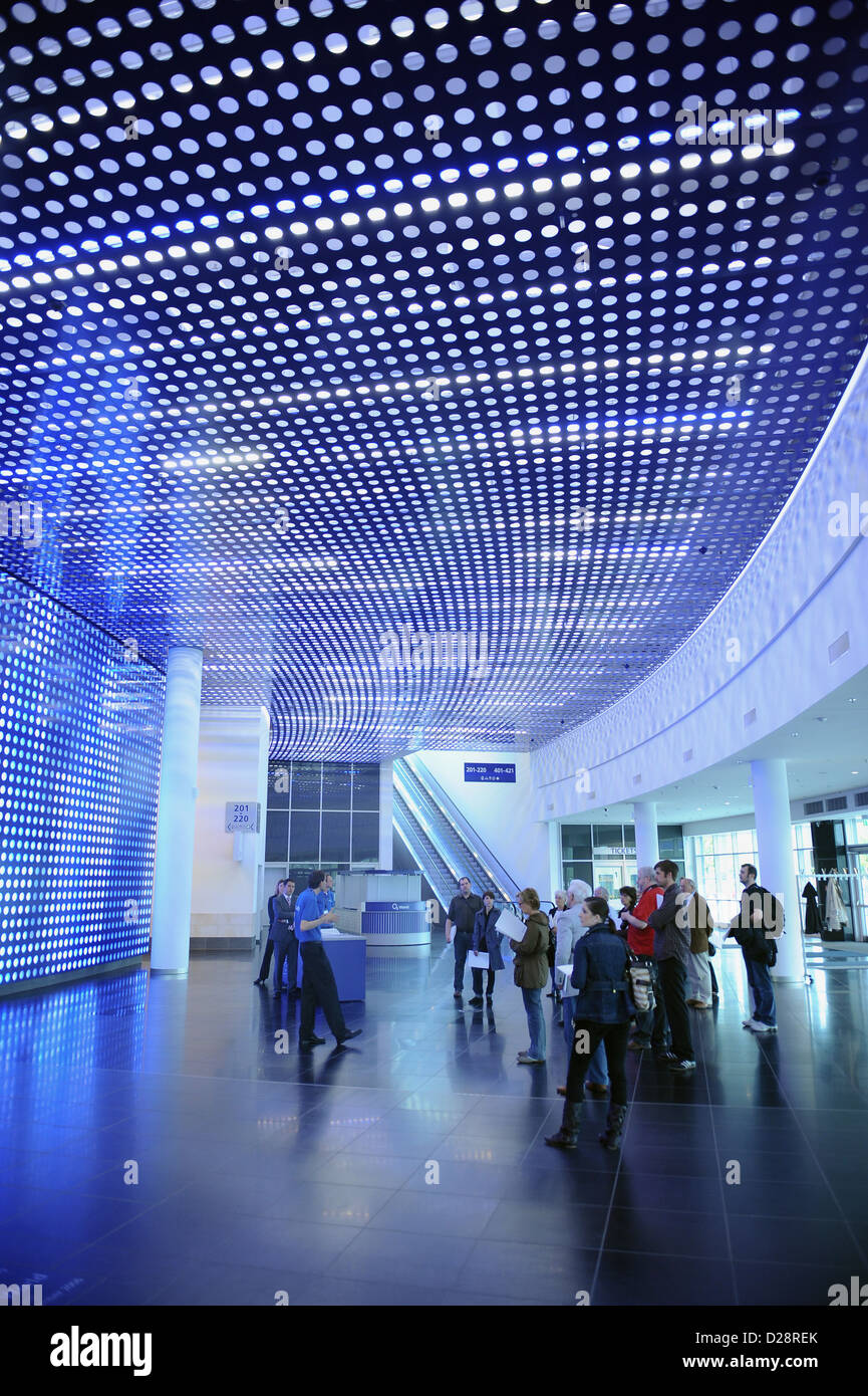 Inside o2 arena hi-res stock photography and images - Alamy