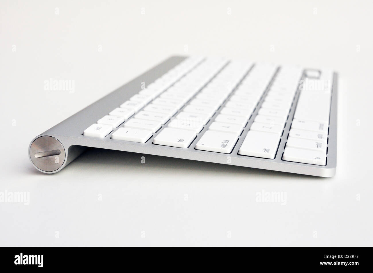 Apple wireless keyboard Stock Photo - Alamy