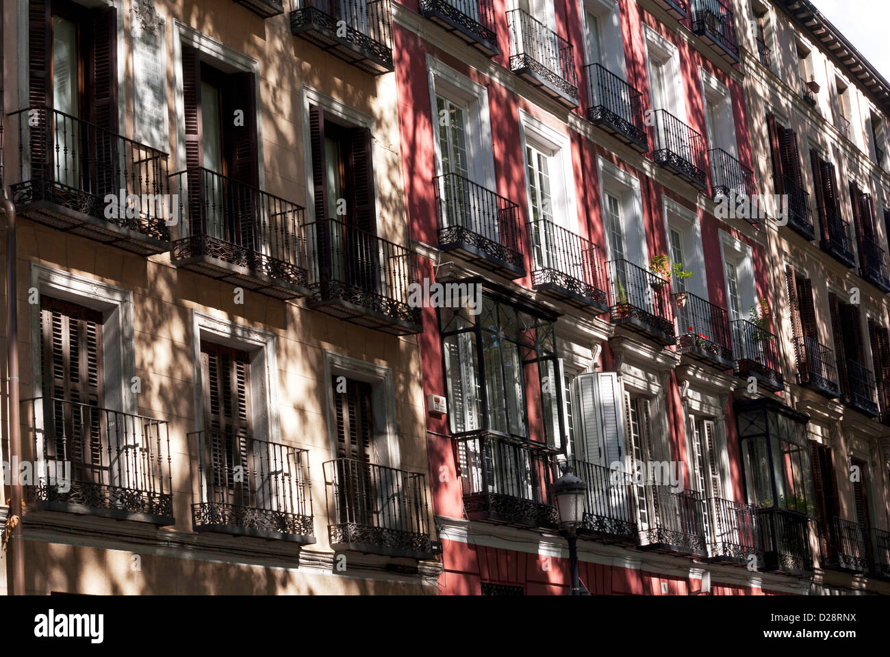 Spanish building with patterns of shade Stock Photo - Alamy