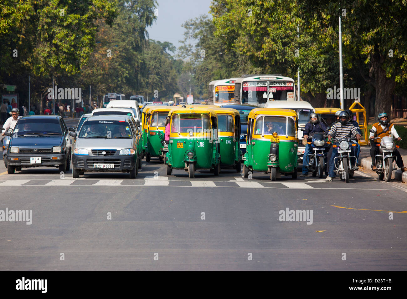 New delhi street hi-res stock photography and images - Alamy