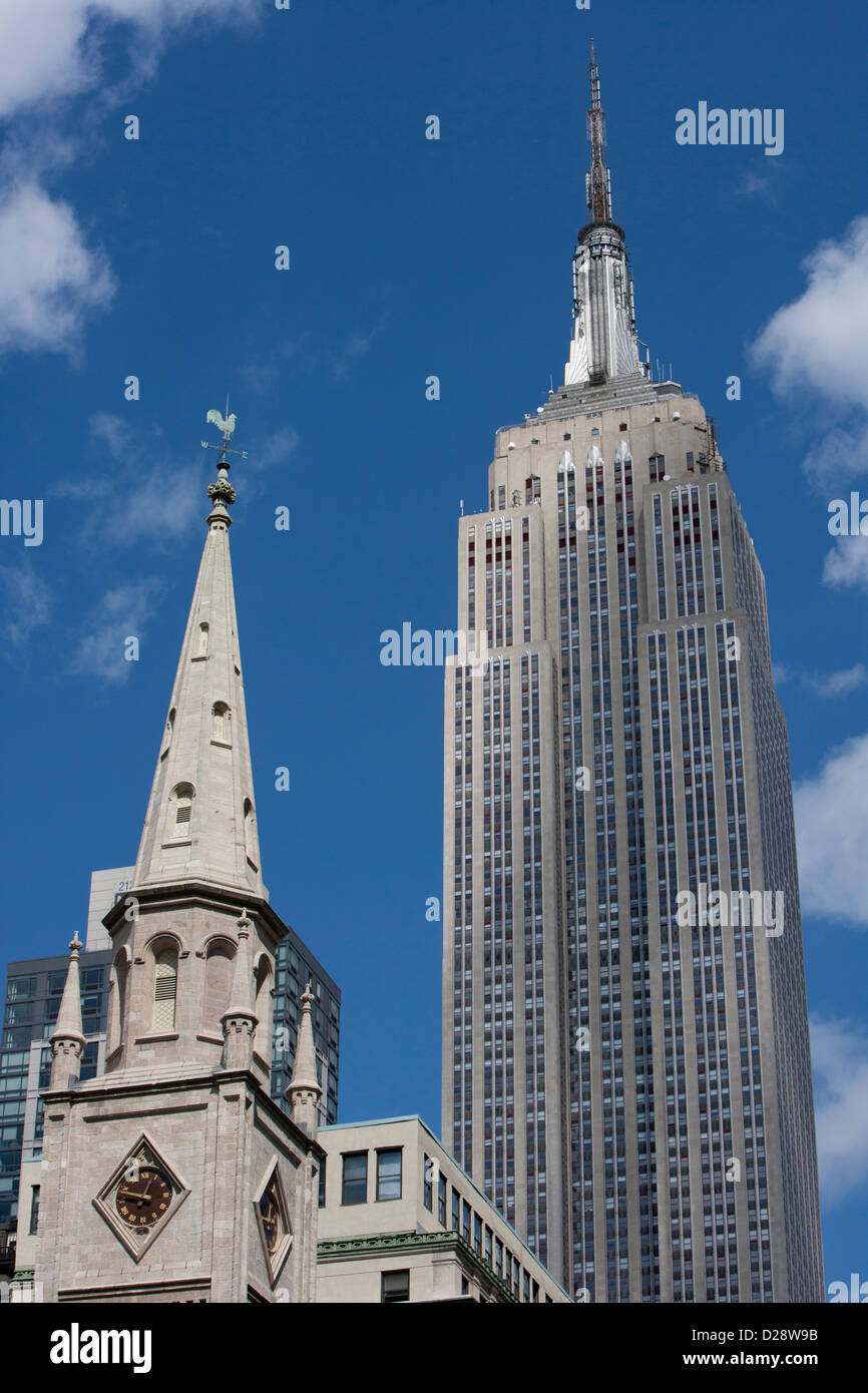 Manhattan skyscrapers, Empire state building Stock Photo - Alamy Manhattan skyscrapers, Empire state building Stock Photo - Alamy