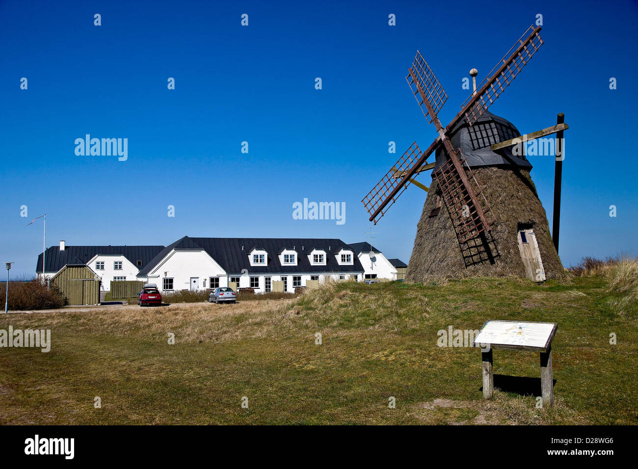 Heather thatching hi-res stock photography and images - Alamy