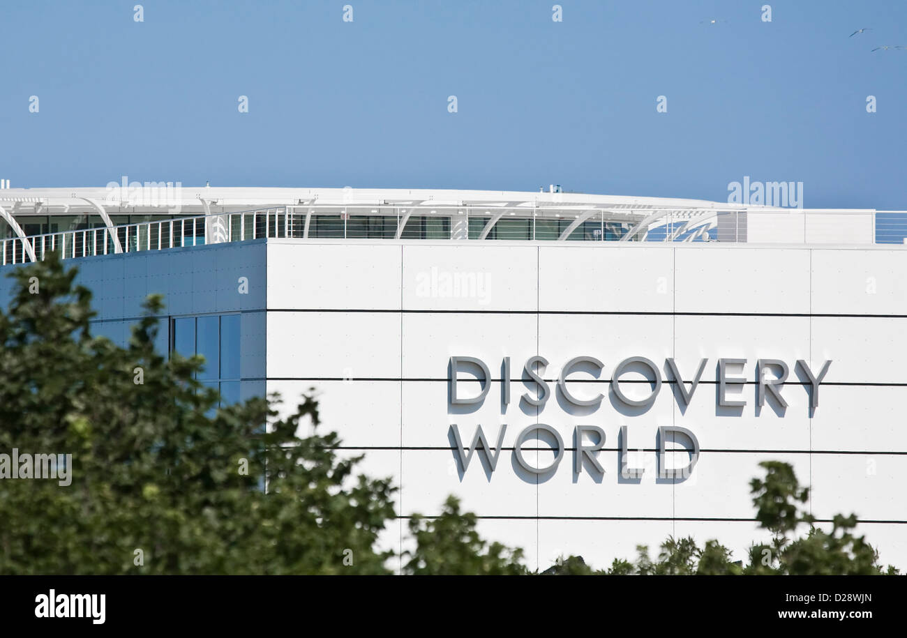 Discovery world museum in milwaukee hi-res stock photography and images ...