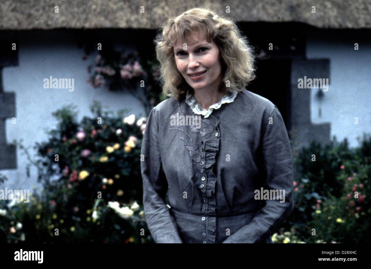 Widows peak hi-res stock photography and images - Alamy