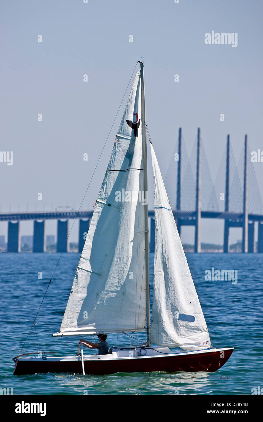 Yacht and rowing boat hi-res stock photography and images - Alamy