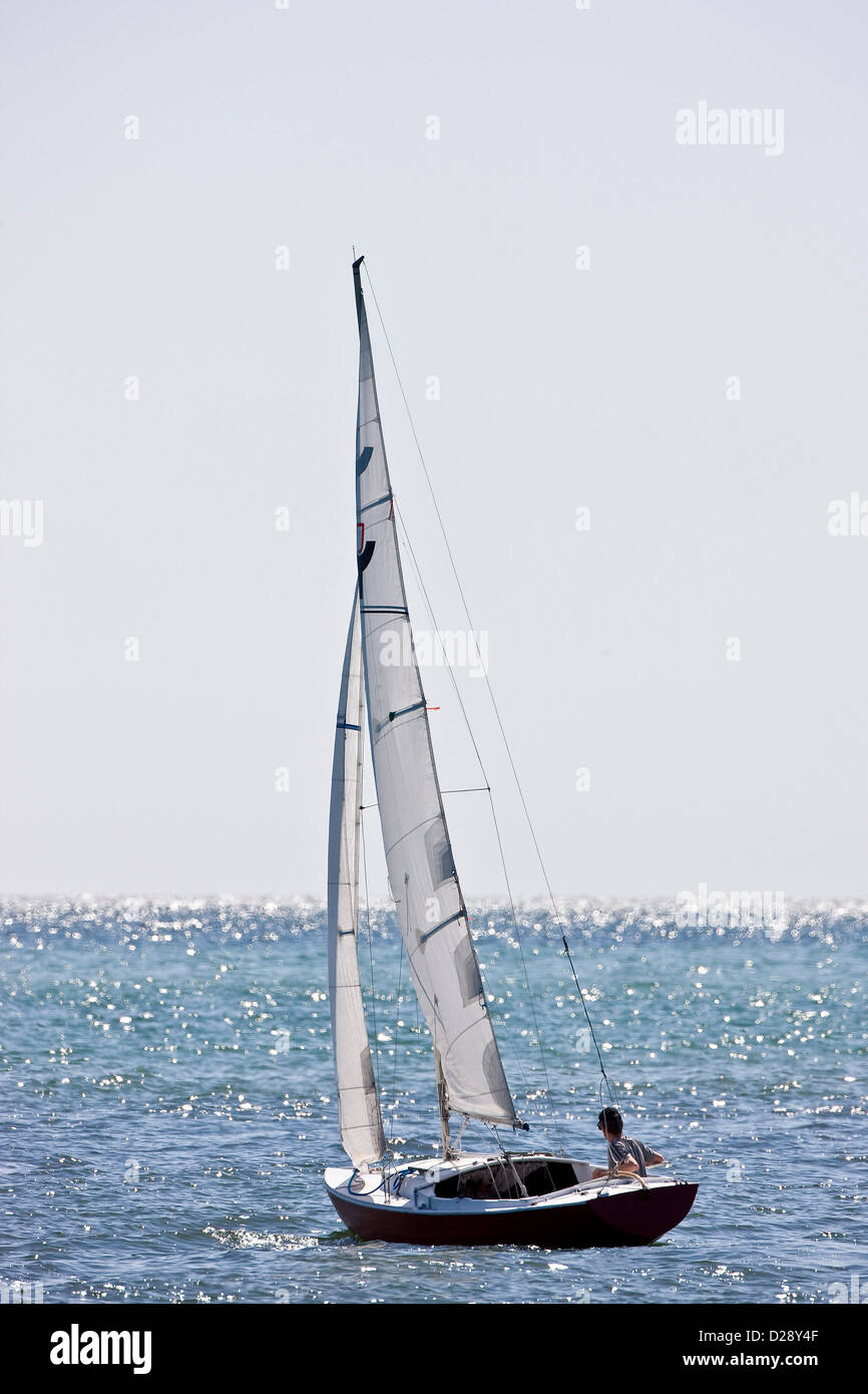 Backlighted sailing boat hi-res stock photography and images - Alamy